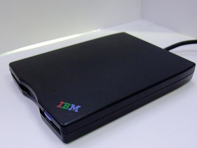 IBM(アイビーエム) USB Portable Diskette Driveの激安通販(詳細情報) - パソコンショップパウ